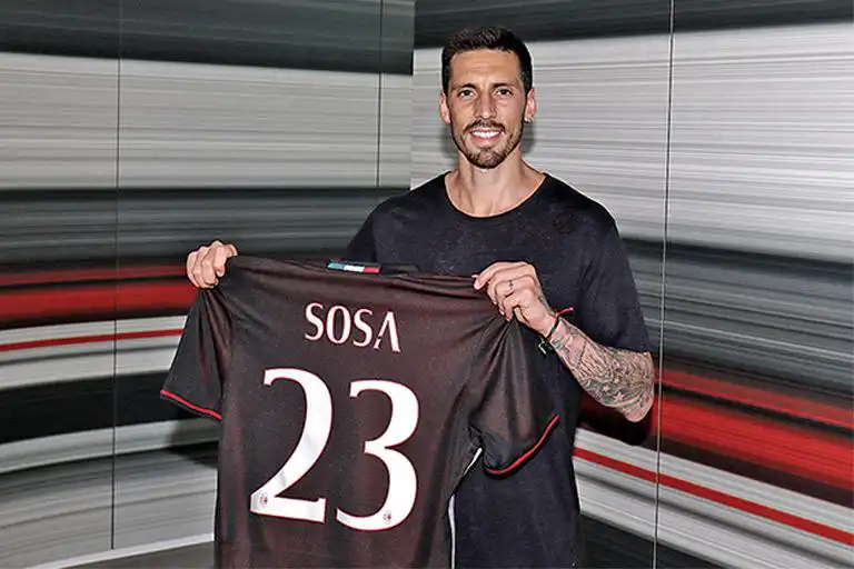 SOSA JOINS AC MILAN | News