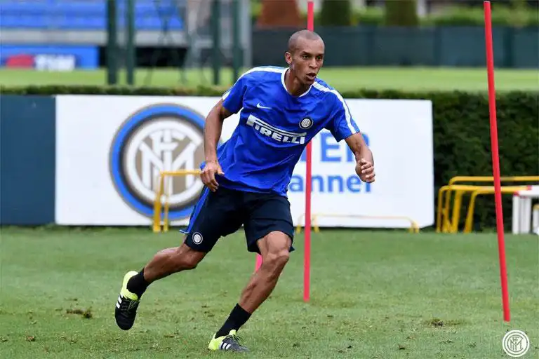 INTER, MIRANDA SALTA IL DERBY | News