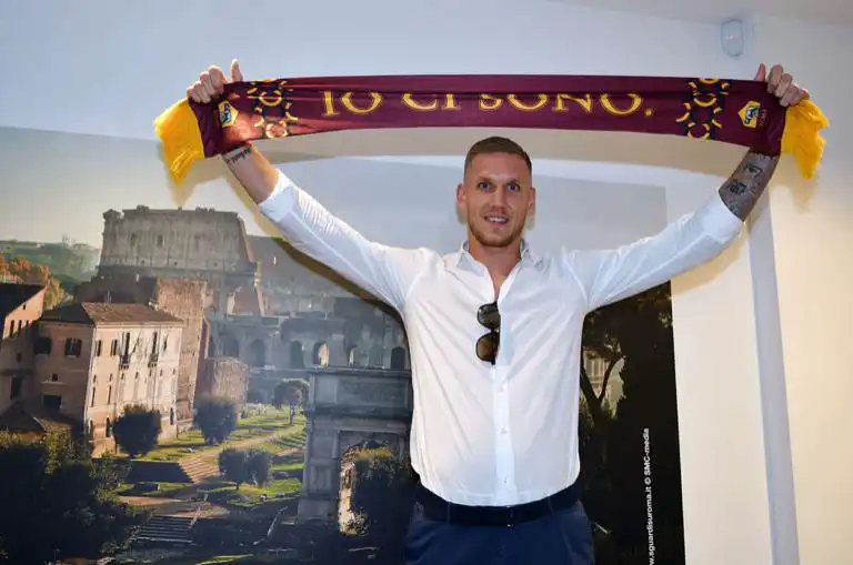 ROMA COMPLETE SIGNING OF OLSEN | News