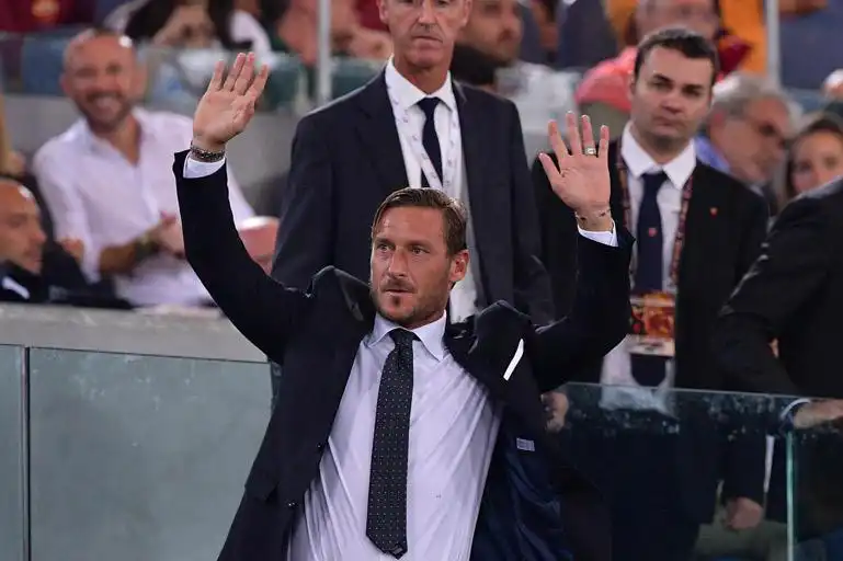 FIRST TOTTI GOAL IN SERIE A | News