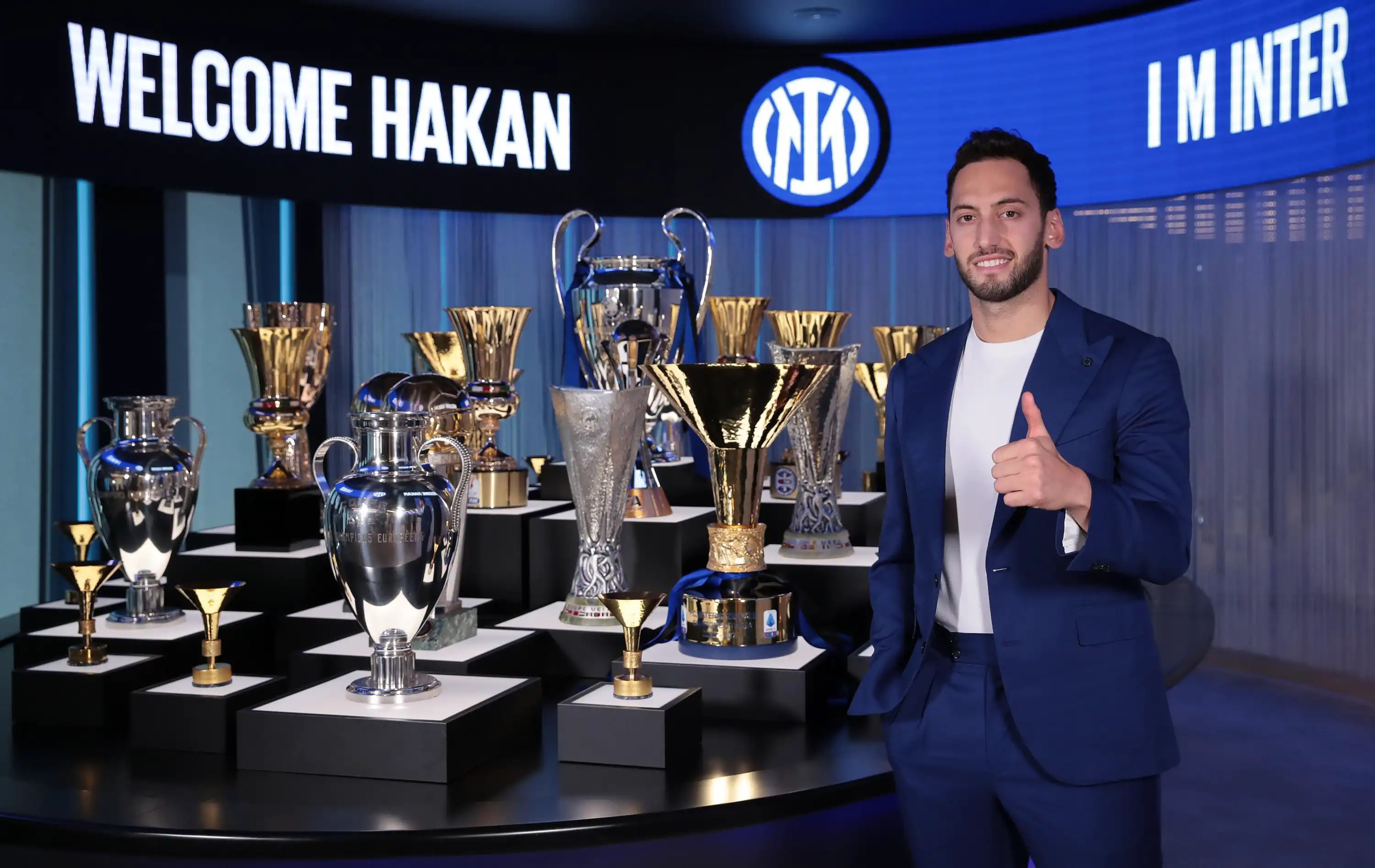 HAKAN CALHANOGLU JOINS INTER | News