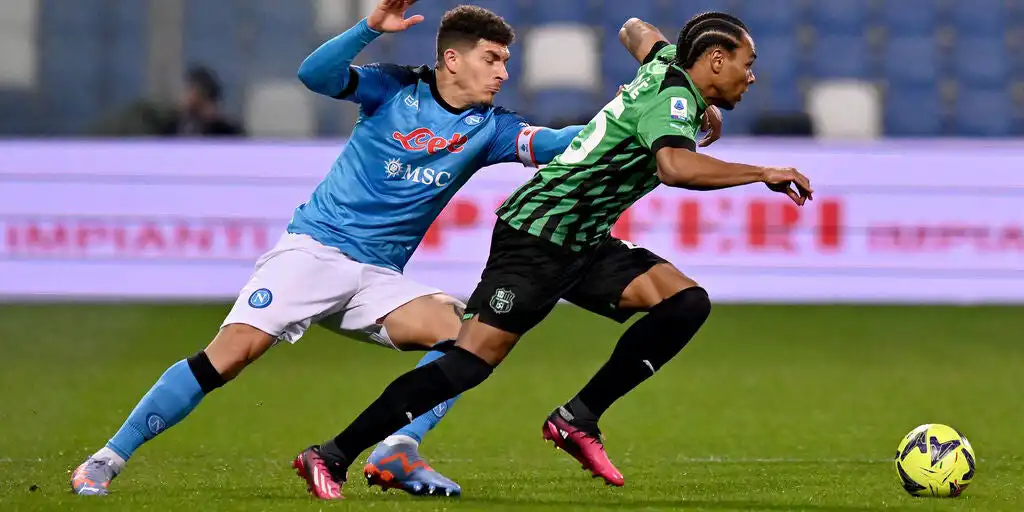 Il solito Kvara&Osi show lancia il Napoli: 2-0 al MAPEI Stadium | News