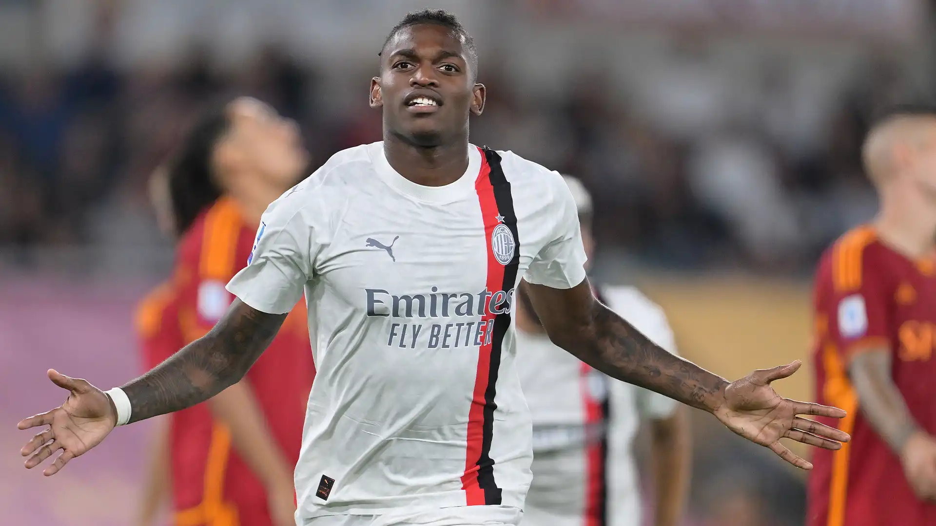 Il gol in rovesciata di Rafael Leao | Video