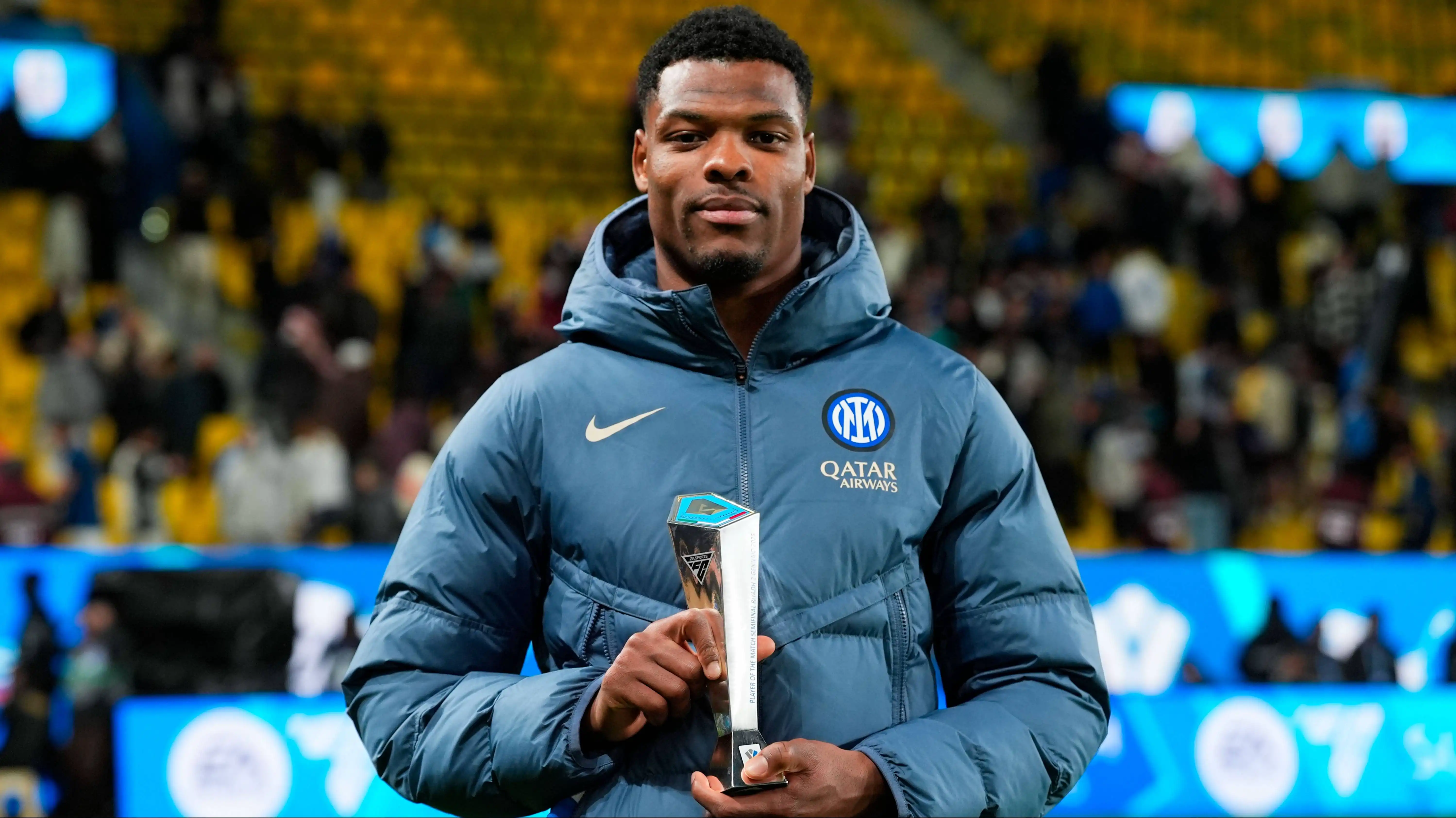 DENZEL DUMFRIES VINCE L`EA SPORTS FC PLAYER OF THE MATCH | News