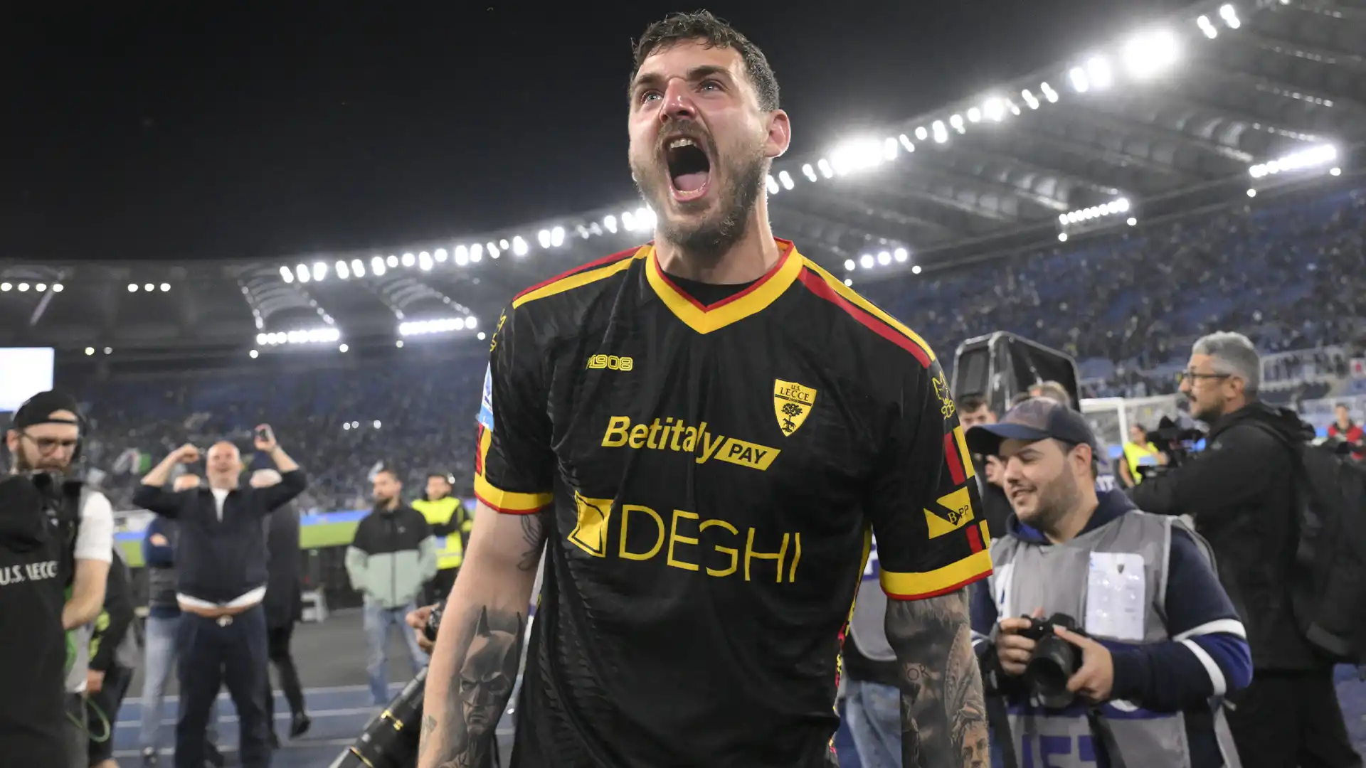 Falcone Turns into a Superhero | Video